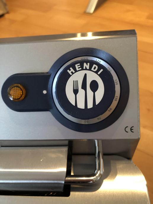 HENDI FRITEZA / 4L / 3000W