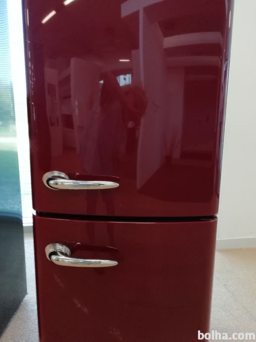 Retro hladilnik Gorenje rdeče barve