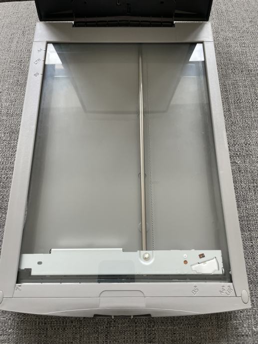 CanoScan LiDE 25 scanner format A4