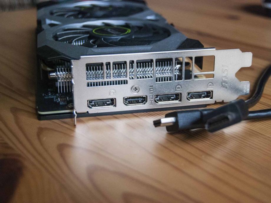 DisplayPort KABEL + Gigabyte NVidia GTX 3080