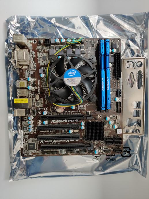 Matična plošča ASrock B75m Intel i5/3570K 2x8GBram Kingston Furry DDR3