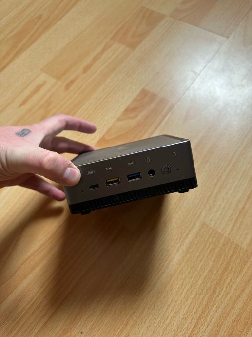 Minisforum mini pc