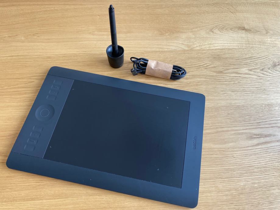 Wacom Intuos5 Touch Large - grafična tablica