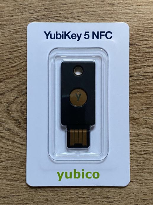 YubiKey 5 NFC