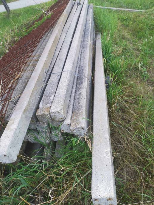 4 meterski betonski stebri stolpi za protitočno zaščito