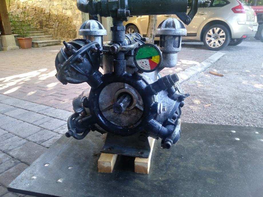 Membranska črpalka Comet 800