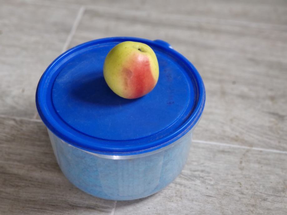 Modra galica 1 kg 10 eur.