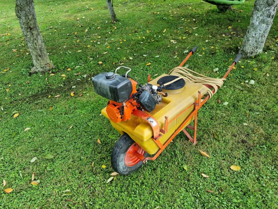 motorna škropilnica Panonija