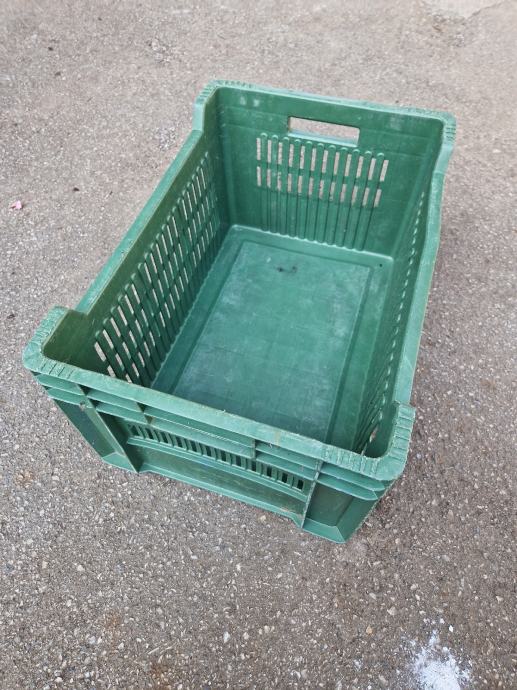 Plasticna Gajba