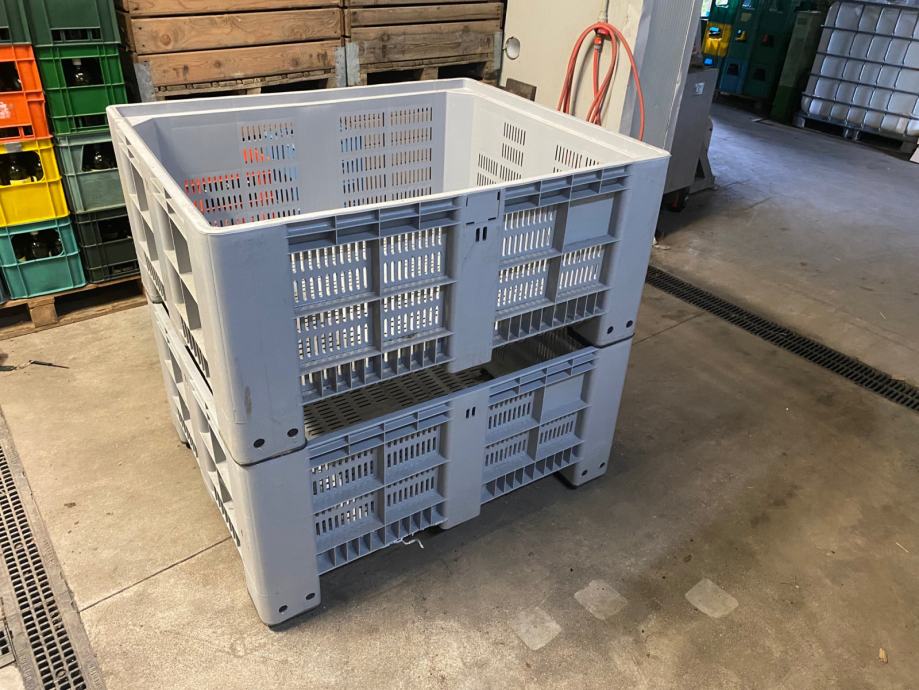 Prodam plastične box palete