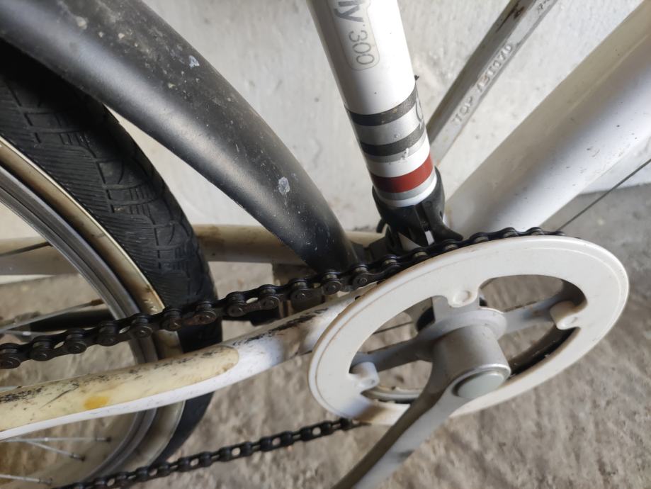 bTWIN otroško kolo Poply 300 24 - belo