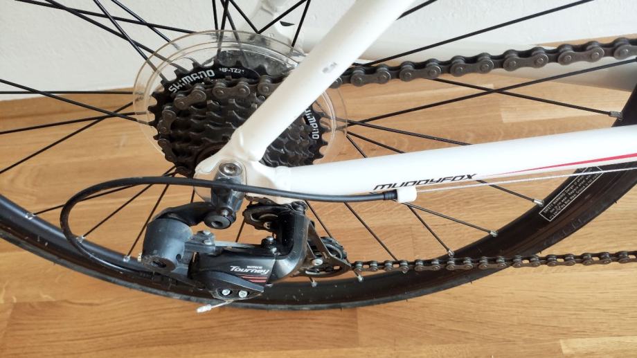 Cestno kolo Muddy fox race 24