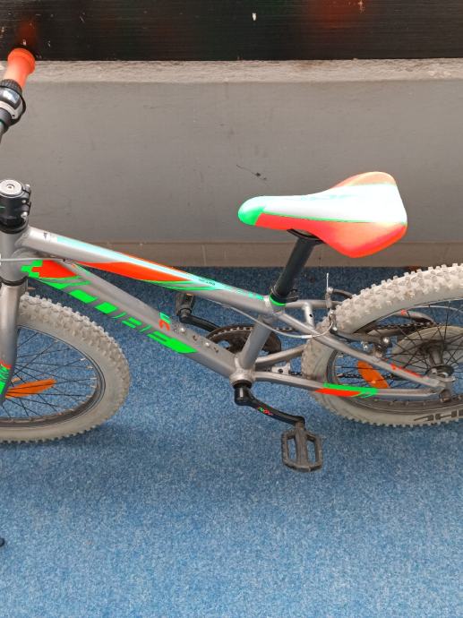 Cube race 200
