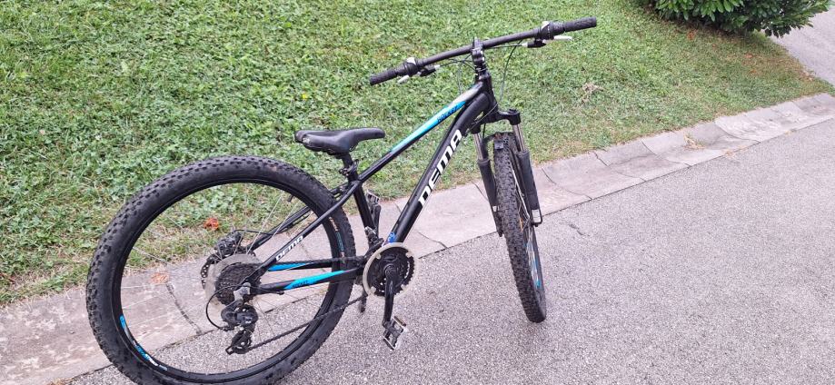 DEMA ROCKET XCT 26 COL, DISKI SPREDAJ IN ZADAJ