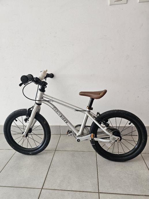 Early rider 16