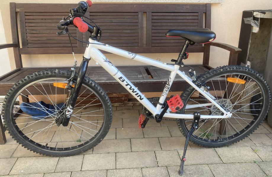 Mladinsko kolo B TWIN Rock Rider 300, velikost 24 col