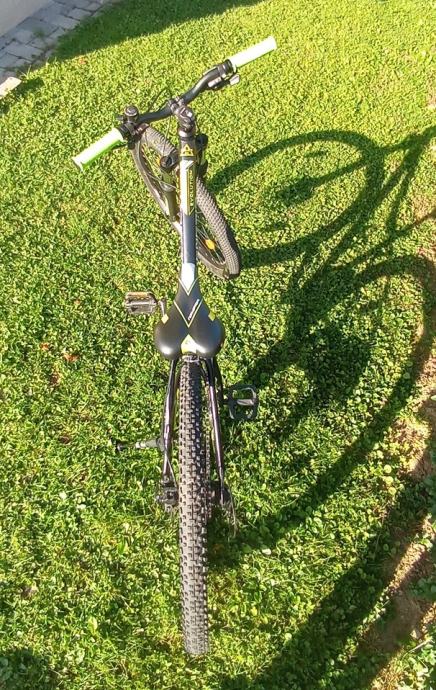 Mladinsko kolo Genesis Evolution EVO 26 col