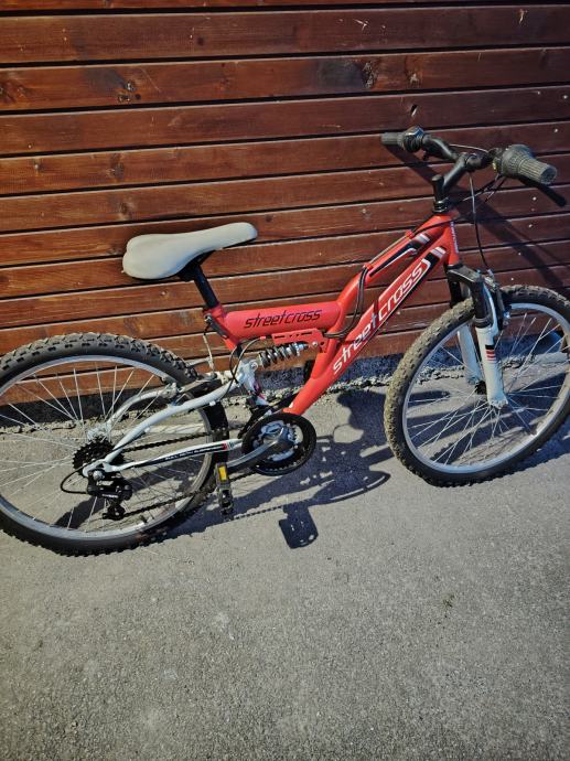 otroško kolo 24 co, prestave,amortizerji, 24col