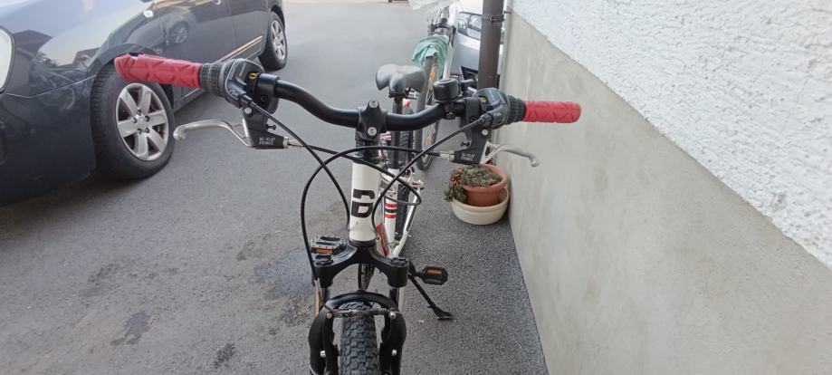 Otroško kolo Bruno