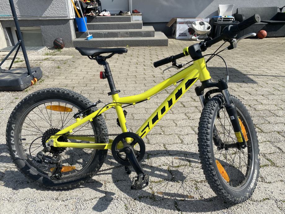 Scott 20 col odlicno ohranjeno kolo