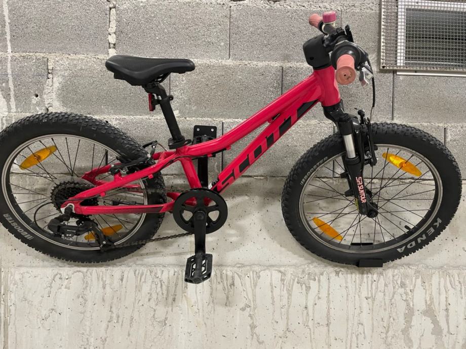 Scott Contessa 20 col