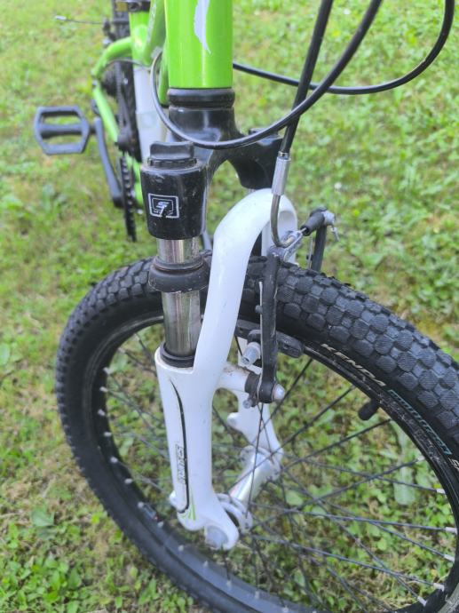 Specialized Hotrock 20 – aluminijasto otroško kolo, 6 prestav