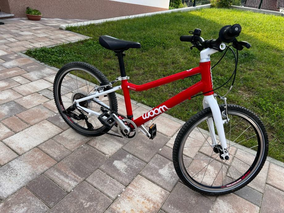 Woom 4 20” rdeča