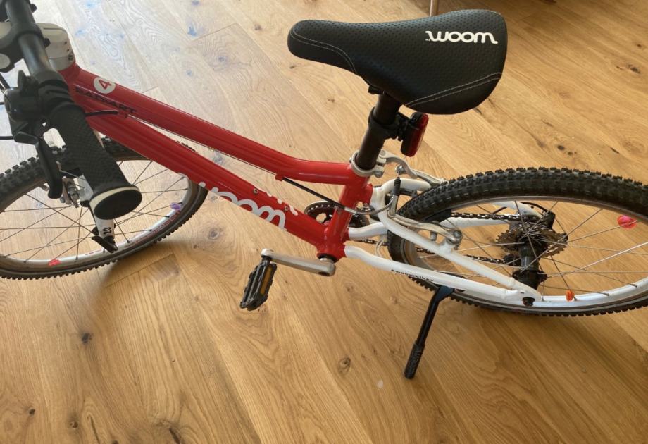 woom 4 rdeč