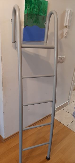 Lestev Alples za pograd posteljo in zaščitna ograjica tudi Alples