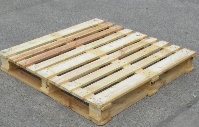 palete CP 9 114 x 114 zelo močne spodaj povezane