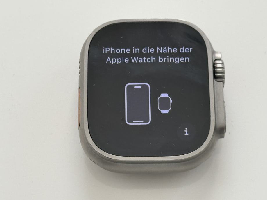 Apple Watch Ultra brez paščka