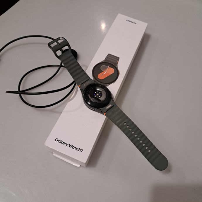 Samsung Galaxy Watch 7 pametna ura, 44 mm
