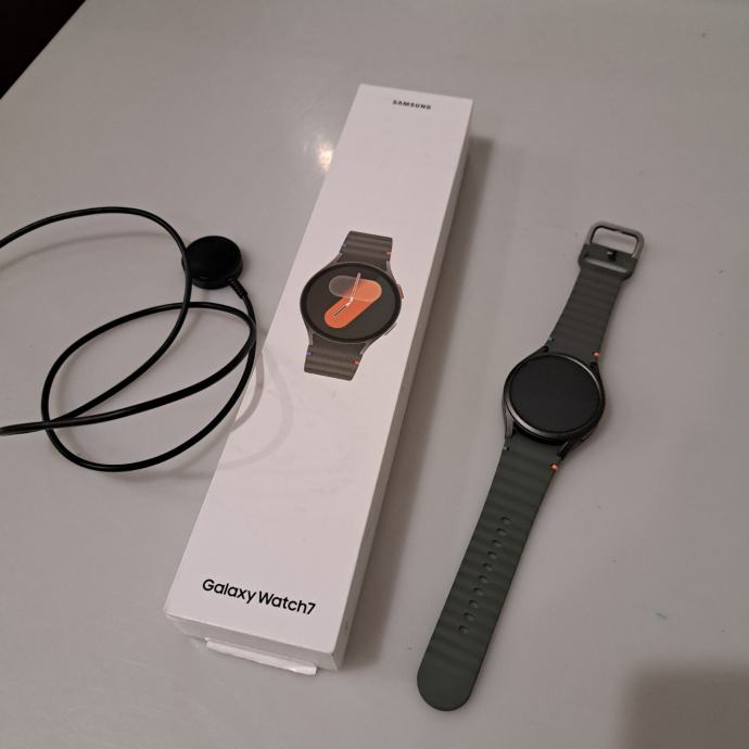 Samsung Galaxy Watch 7 pametna ura, 44 mm
