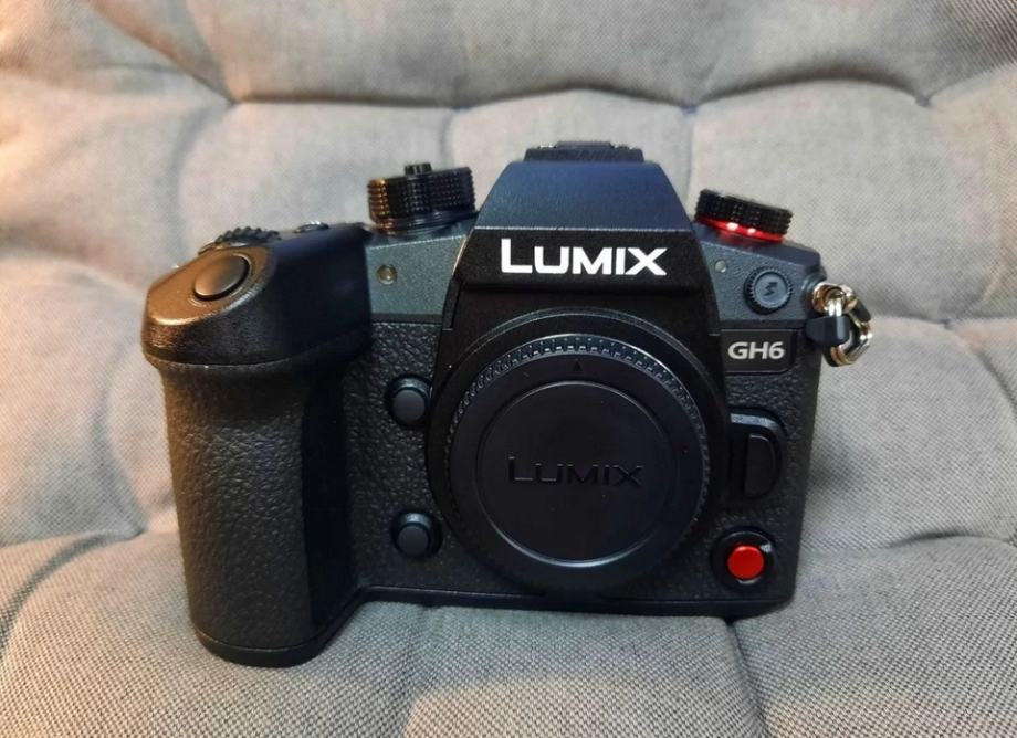 Panasonic Lumix Gh6 body fotoaparat