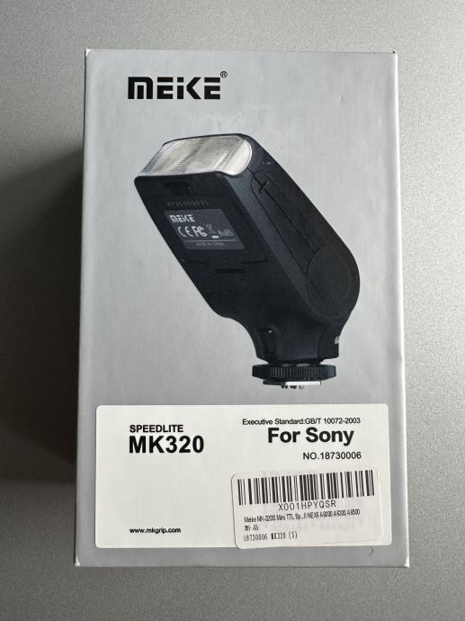 SONY Bridge Camera RX10 MARK IV (s teleobjektivom)