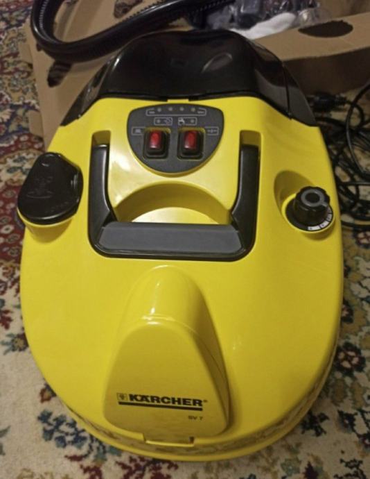Parni čistilec Kärcher SV 7