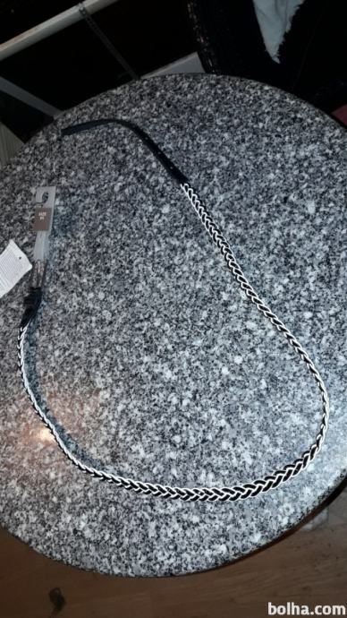 Pas ženski,črnobel