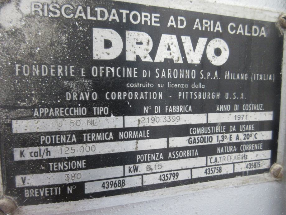 Peč na olje Dravo + gorilec Riello ( + 2000l cisterna ), prodam