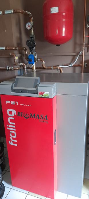 PEČ NA PELETE FROLING PE1 - 20 KW