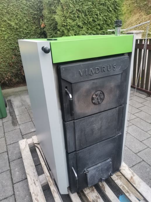Peč na drva VIADRUS