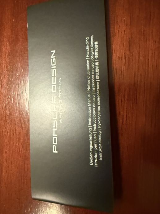 Originalno pisalo Porsche Design