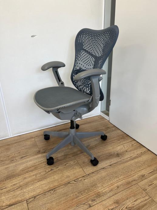 Refurbished Herman Miller Mirra Grey Blue Fog