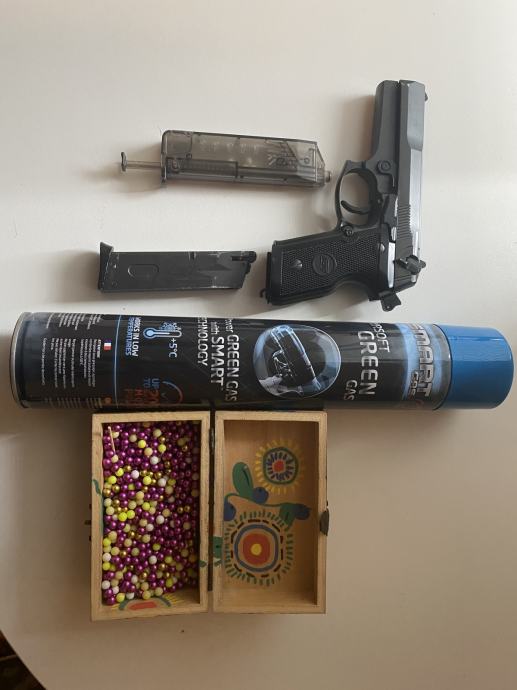 Airsoft c60 compact(kovinska,na plin in semi avto)
