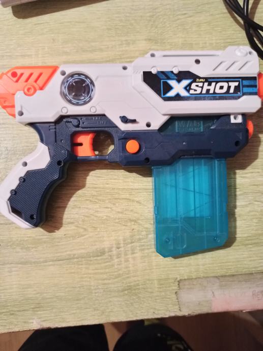 Xshot pištola