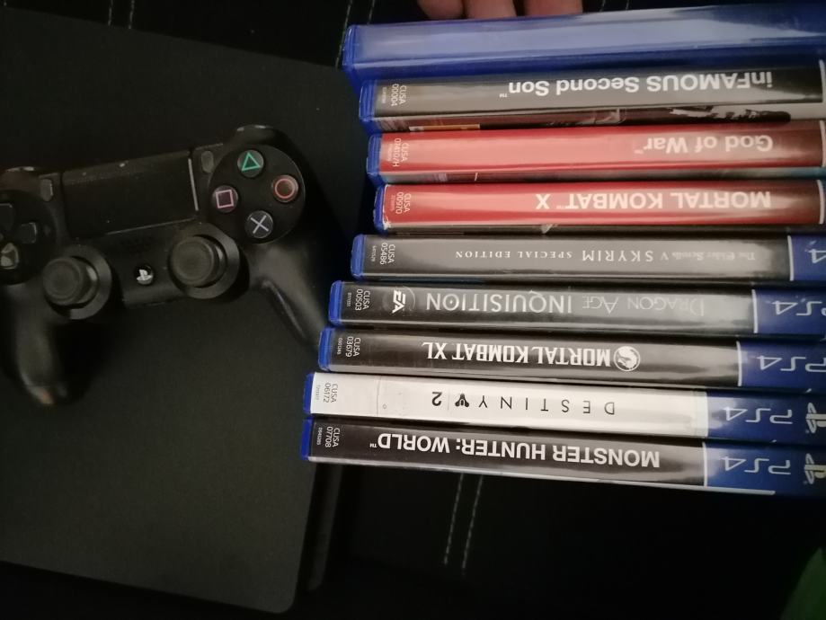 Ps4 z 9x igrami PlayStation 500gb