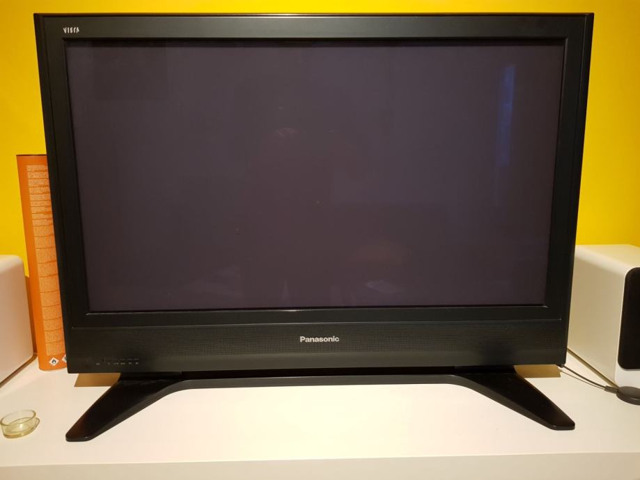 Panasonic TH-37PV7P plazma TV; 37 inčev / 94 cm