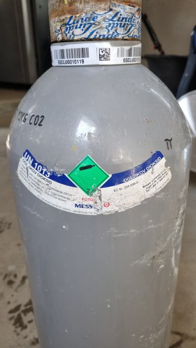 Jeklenka Co2 - 10kg in 4,16 kg