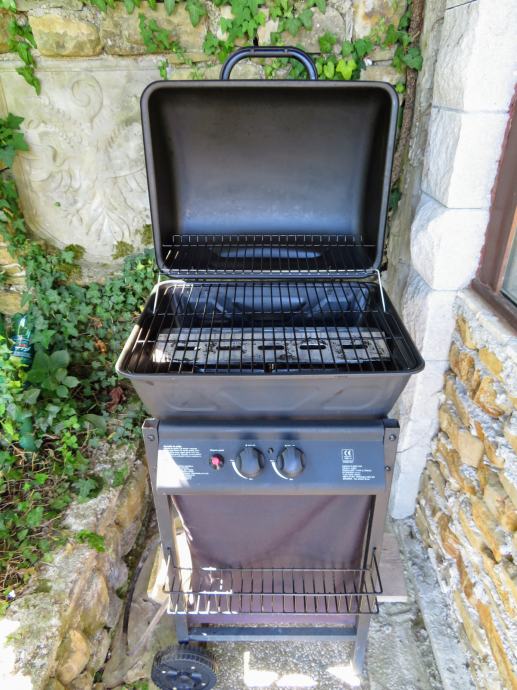 Plinski žar - roštilj prodam