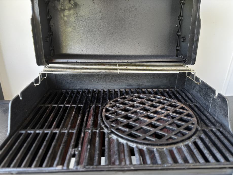 Weber plinski žar Spirit E-330 Classic GBS