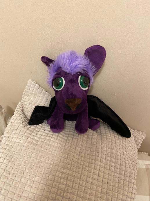 netopir z velikimi očmi-lil peepers
